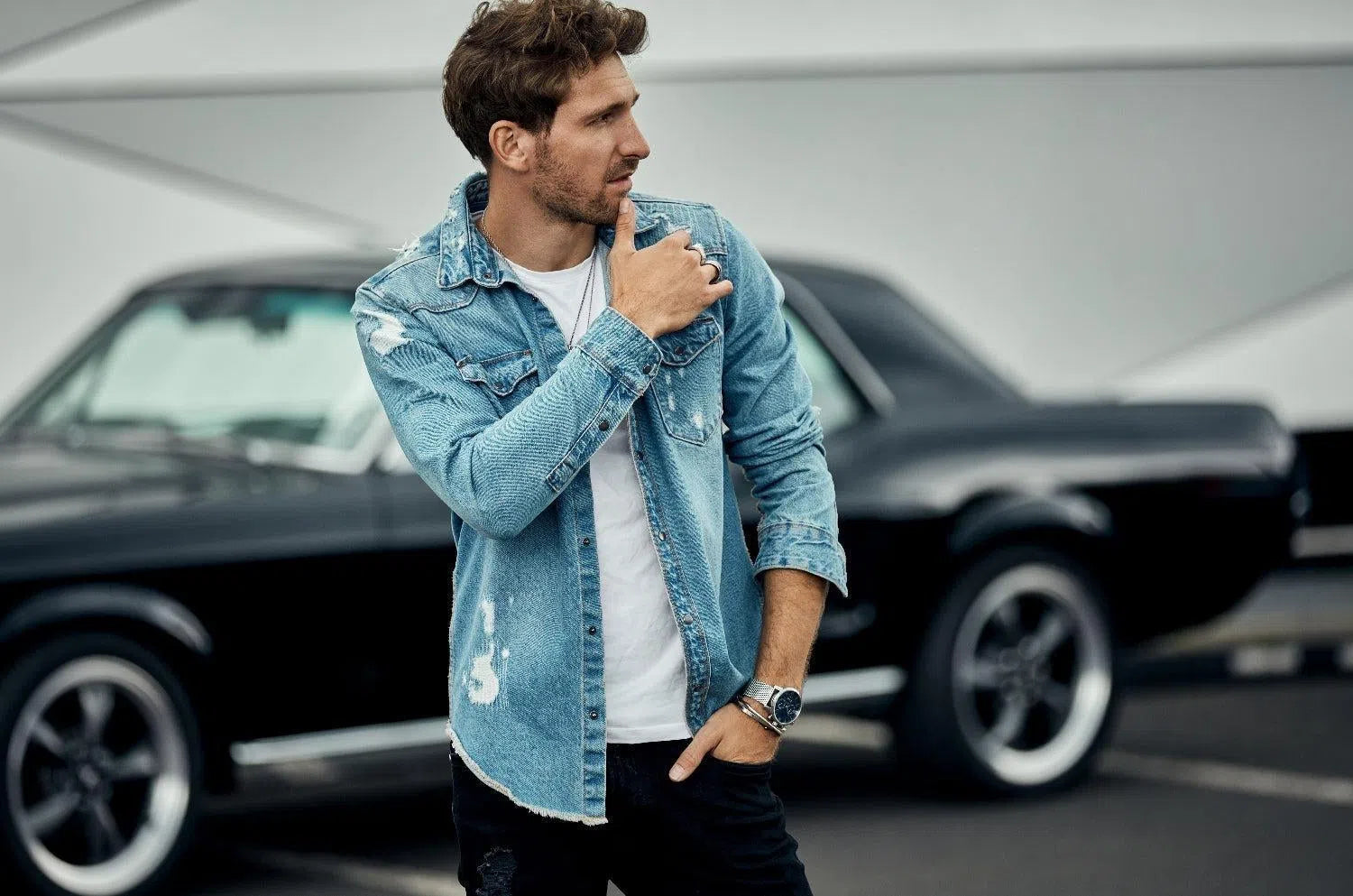 The Best Streetwear Looks Featuring Men's Ripped Jean Jackets ...